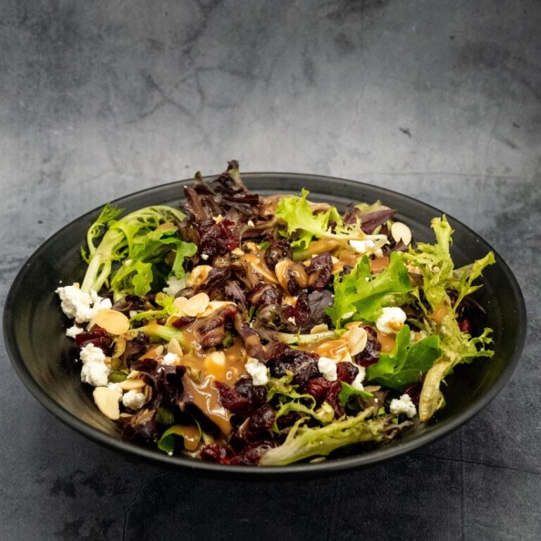 Dining – On Par Bar